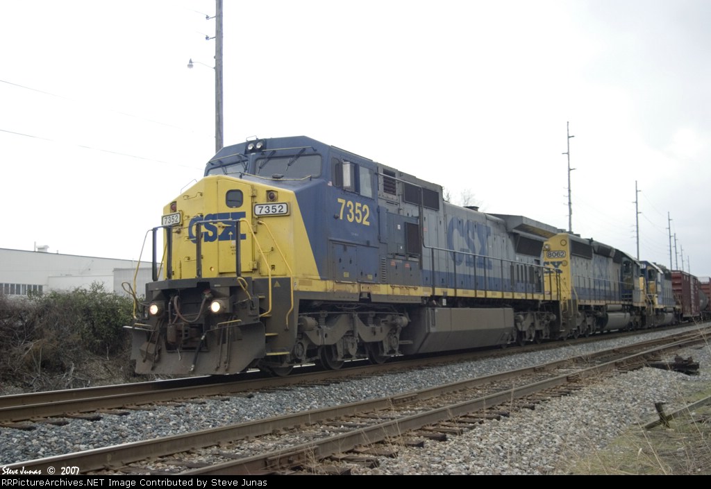CSX 7352 Q574